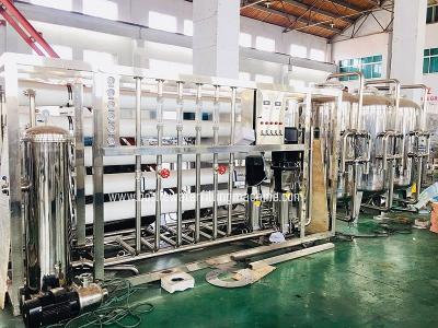 Cina Coperchio a vite di plastica dell'imbottigliatrice dell'acqua dell'etichetta 500ML di SUS304 OPP in vendita
