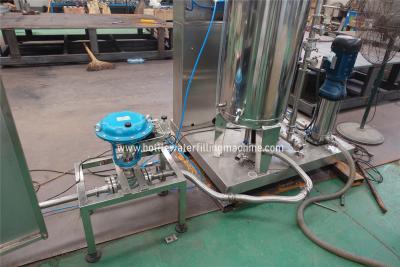 Cina 25cl Mini Capacity Can Filling Machine che risciacqua funzione di sigillamento del materiale da otturazione in vendita