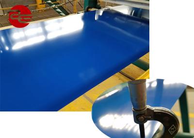 中国 RAL9002白はZ275 PPGIに屋根を付ける電流を通された鋼鉄コイルの金属をPrepainted 販売のため