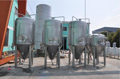 China 304 / 316 Stainless Steel Beer Brewery Tank Mirror Polishing for sale