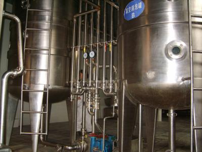 China Stainless Steel Tanks -  Vacuum Defoaming Filter Storage Tank - reduce bubbles for sale