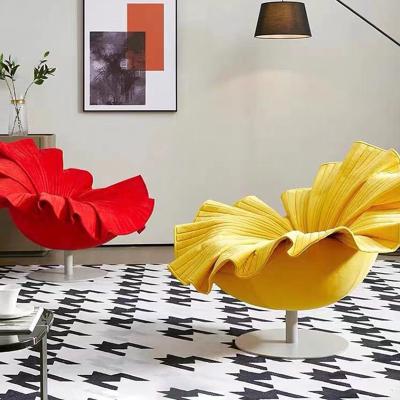 Cina Poltrona Bloom per soggiorno, eleganza e stile moderno in vendita
