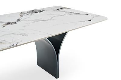 Cina Tavolo da pranzo moderno di lusso in acciaio inossidabile con piano in marmo per mobili da sala da pranzo Set tavolo da pranzo in vendita