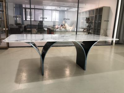 Cina Tavolo da pranzo moderno di lusso in acciaio inossidabile con piano in marmo per mobili da sala da pranzo Set tavolo da pranzo in vendita