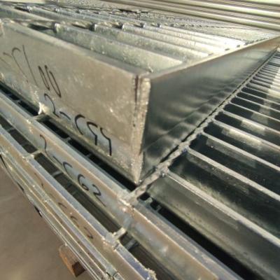 Cina La grata d'acciaio galvanizzata a forma di speciale ha personalizzato in vendita