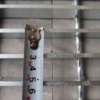 China Hot Dip Galvanized Steel Grating Platform 25x5mm for Plant Walkway for sale