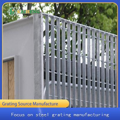 Cina Spruzzatura di plastica di Mesh Metal Grate Fencing With del cavo a 1 pollici all'aperto ferroviario della strada in vendita