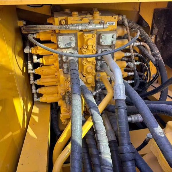 Quality Heavy Duty Komatsu PC240 2nd Hand Excavator Second Hand Excavator Machine for sale