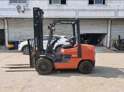 China 148kw 3 Ton Toyota 30 Used Forklift , Diesel Engine 2nd Hand Forklift for sale