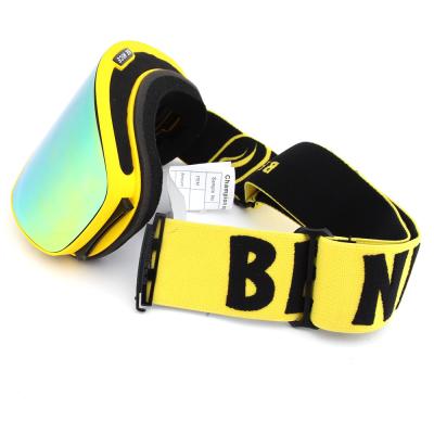 China Red Color Ski Goggles High Clear Vision Dual Layer Polycarbonate Lens Material for sale