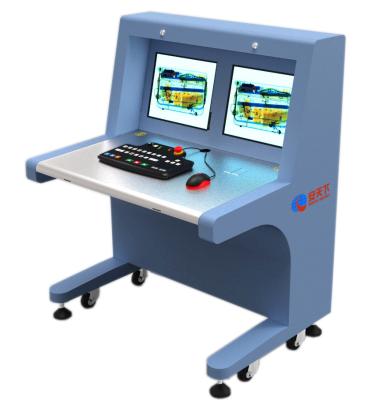 Cina Sicurezza che controlla l'analizzatore del bagaglio di X Ray per vedere se c'è Logestic e l'autostazione in vendita