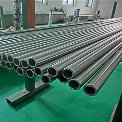Cina ANI ad alta pressione B36.19 di Tempreture UNS S31803 dei tubi senza cuciture di acciaio inossidabile del duplex alti in vendita