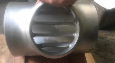 중국 ASTM B16.9 A403 WP304H STD S2205 S31803 최고 이중의 파이프 빗장걸린 TEE 판매용
