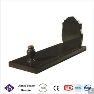 China Custom Natural Granite Cemetery Memorial Monument with Black Vase for sale