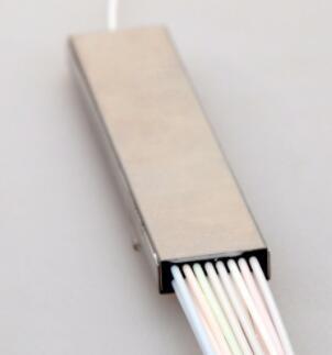 Cina separatore a fibra ottica G657A1, separatore ottico 1x16 di 0.9mm per LANs in vendita