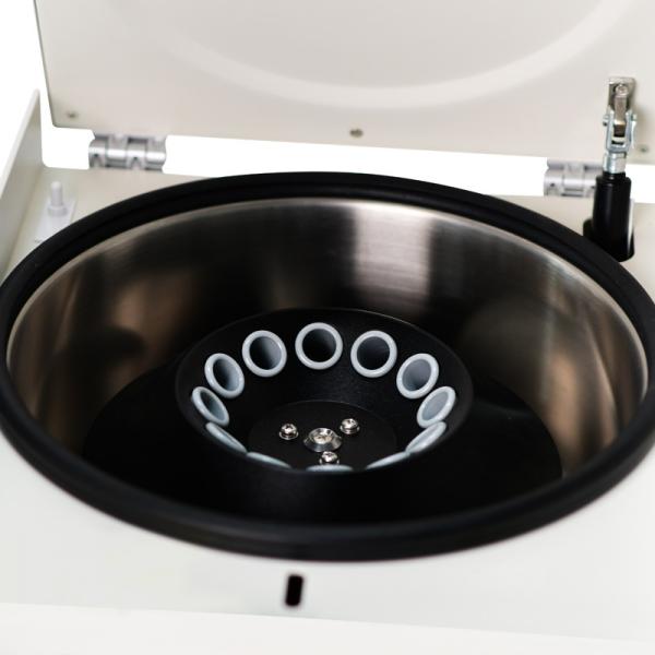 18 Holes 4000rpm Benchtop Centrifuge With LCD Display Speed Adjustable
