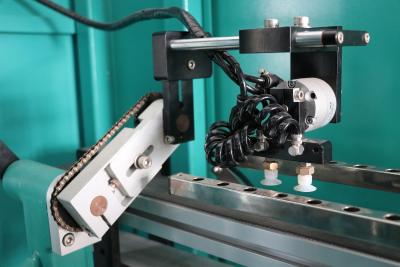 중국 1-8 컬러 85pcs/Min 자동 플라스틱 병 UV 스크린 프린팅 기계 판매용