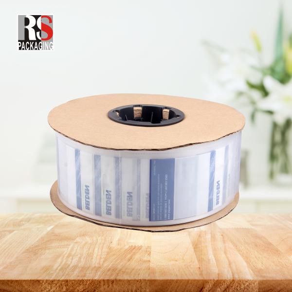 Quality Color Printing LDPE Plastic Packaging Bag On A Roll With Perforated Fan Folded for sale