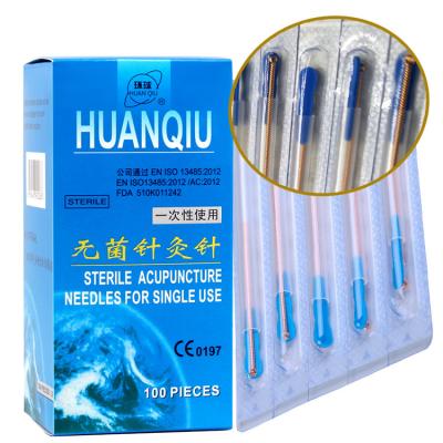 China Klasse I maatwerk 100 steriele acupunctuurnaalden met koperen handvat en buis Te koop