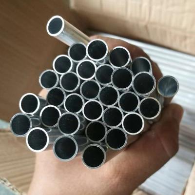 Cina Produttore Supply 10mm 15mm tubo rotondo di alluminio 5052 6061 in vendita