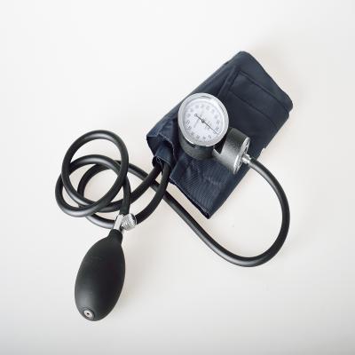 China Aluminium Alloy Latex Portable Sphygmomanometer With Stethscope for sale