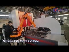 Auto Panel CNC Press Brake Bending Machine 13 Axis For Metal