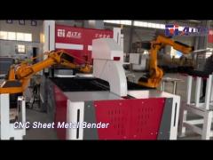 Automatischer Schmelzmaschinenschmelzer à partir de rouleaux en acier avec bras robotisé