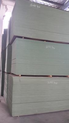 China Green core mdf.Moisture-Proof mdf board wood price /melamine MDF.RAW MDF for sale