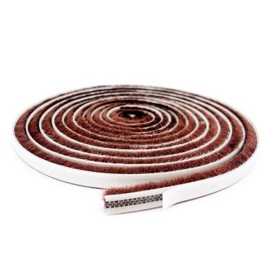China Modern Design PP Material Seal Strip Door Sweep for Insectproof Function for sale