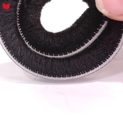 China CLJ Embalagem laminada Anti-Collision Wool Pile Sealing Strip Não impermeável Aplicável a portas e janelas comuns à venda