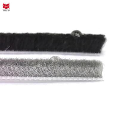 Cina Striscia per il tempo di tipo pile non in silicone per un migliore isolamento delle porte e delle finestre in NERO/GRAU/MARRO/BANCO/ALTRO in vendita