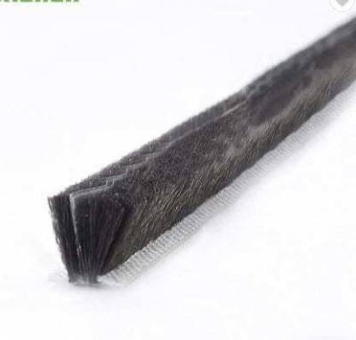 China Wolle stapel waterdicht borstelpakking weer afdichting deur en raam afdichting strip voor appartementen Te koop