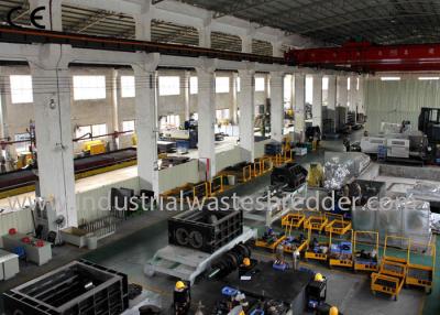 China Waste Pallet Four Shaft Shredder Wear Resistance Stable Working Large Capacity for sale