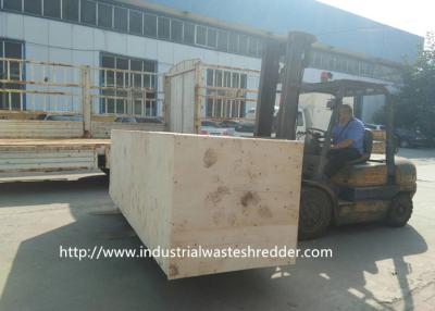 China Filter Paper Cutting Machine Wood Pulp Paper Wallpaper Paper Bags Shredder for sale