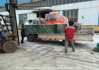 中国 不用な生地のぼろきれの打抜き機はすべての柔らかい材料の利用できる容易維持を作動させます 販売のため