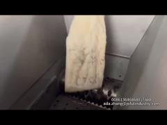Máquina de triturador de eixo único para reciclagem de resíduos de tecidos de película de plástico
