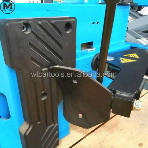 Quality Manual Swing Arm Car Tyre Changer Machine 12 Bar Pressure and Optional Tilt back for sale