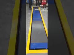 Space Saving Scissor Portable Vehicle Lift 3500kg Lifting Capacity For Garages