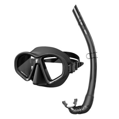 China Silicone Frame Adult Diving Mask Suitable for Adults Tempered Glass Lens for sale
