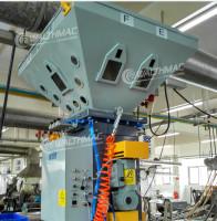 Cina Sistema di miscelazione di dosaggio gravimetrico dei granelli di plastica per il CE dell'estrusione in vendita