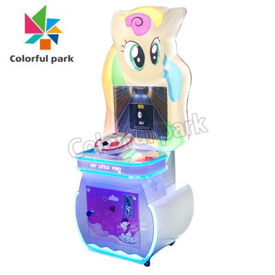 Cina macchina a gettoni del gioco della moneta del superpark del gioco dell'automobile della galleria dei bambini elettronici delle macchine per il centro del gioco in vendita
