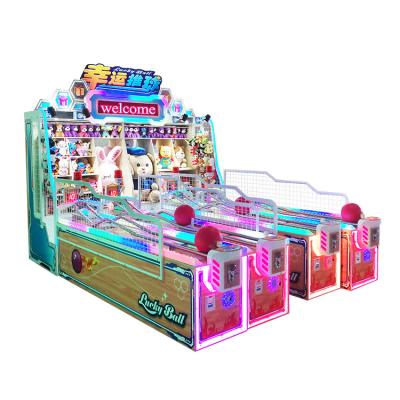 Cina plastica di modellatura rotazionale della palla di skee di 110V Lucky Ball Ticket Redemption Machine in vendita