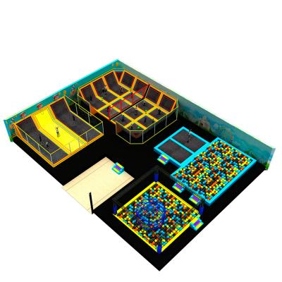 Cina Il campo giochi morbido dell'OEM per i bambini ha galvanizzato il metallo con il parco del trampolino in vendita