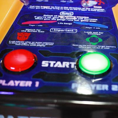中国 デジタル3D表示機関銃アーケード・ゲームの変圧器のアーケードの多レベル 販売のため