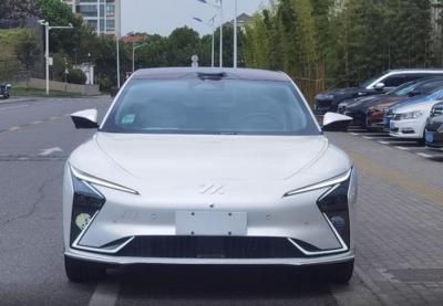 Cina IM L7 2022 Pro Version Medium And Large Car Pure Electric 578 Horsepower 425 (578Ps) Dual Motors Four-wheel Drive in vendita