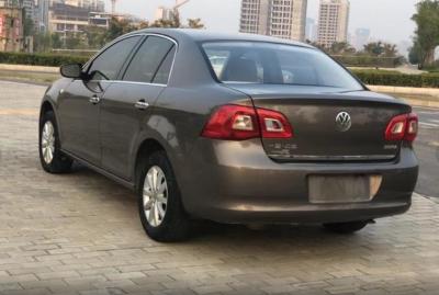 Cina Bora 2011 1.6L Manuale Comfort FAW-Volkswagen Compact Car Benzina 1.6L 105HP L4 5 velocità Manuale in vendita