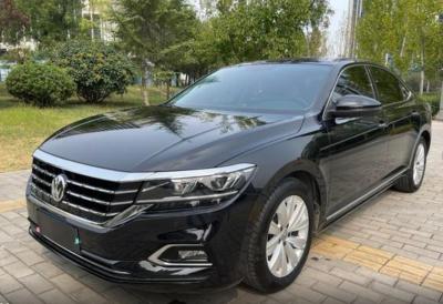 Cina Passat 2020 330TSI Elite Edition Nazionale VI SAIC Volkswagen Midsize Car Benzina 2.0T 186HP L4 7 velocità doppia frizione in vendita