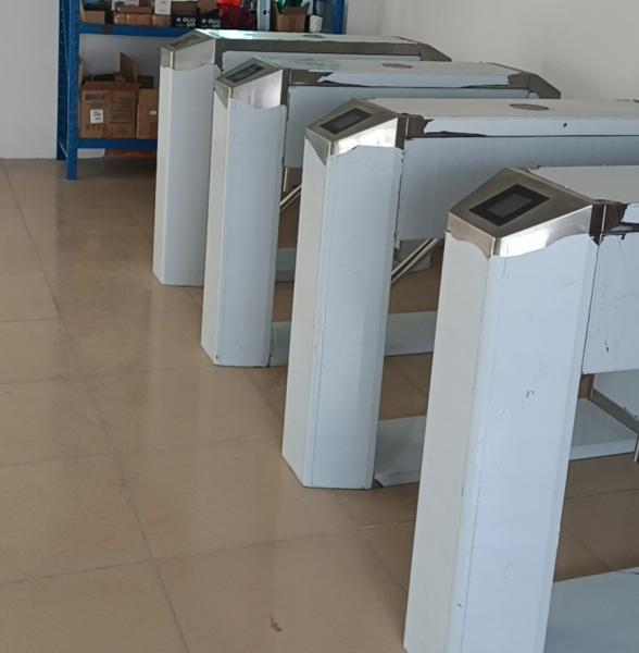 Quality 40Persons/Min SUS 304 Pedestrian Tripod Gate Barrier FCC For Access Control for sale