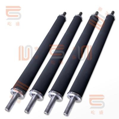 Cina Different Kinds Of Materials And Customized Size  Rubber Roller in vendita