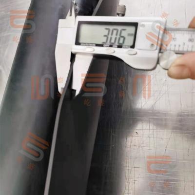 Cina Spessore 2mm di alta qualità al rivestimento di gomma di 6mm Fluoroelastomer in FKM di riserva in vendita